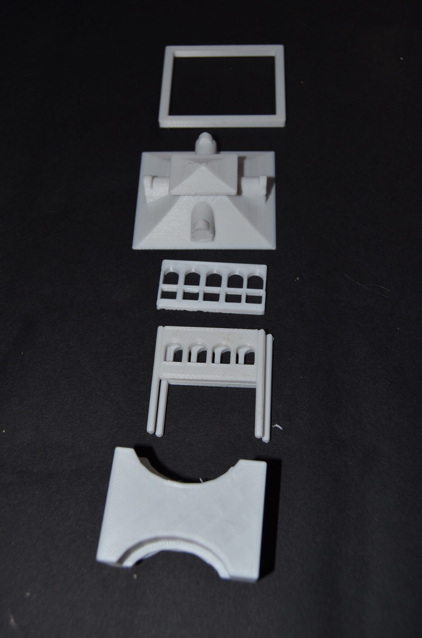 1/76 scale Blackpool Victorian Pergola shelter kit – 3D Printed Models